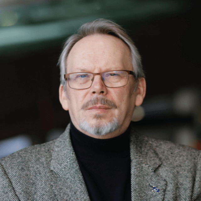 Craig Russell skriver Hamborgs mørke frem i 'Jan Fabel'-serien