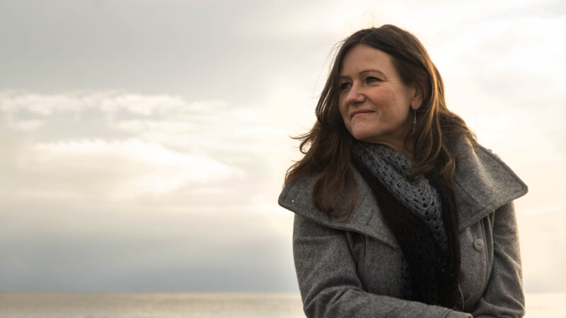 'Døden er kun et øjeblik' af Lisa Holmfjord om mænds vold mod kvinder